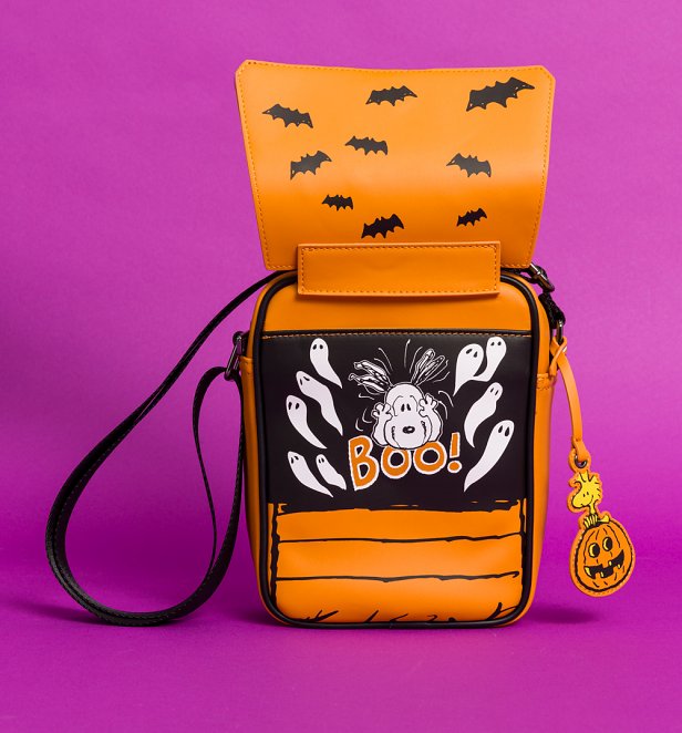 Loungefly Peanuts Great Pumpkin Snoopy Doghouse Crossbody Bag