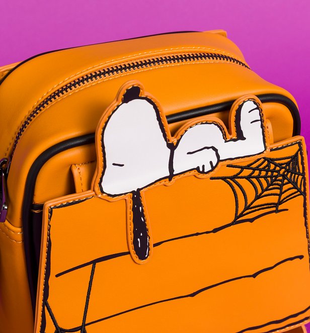 Loungefly Peanuts Great Pumpkin Snoopy Doghouse Crossbody Bag